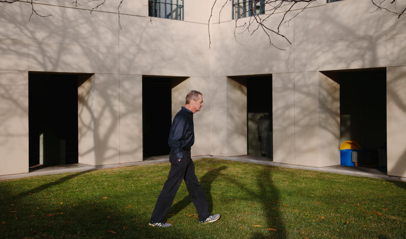 Joe Polchinski’s Restless Pursuit of Quantum Gravity | Quanta Magazine