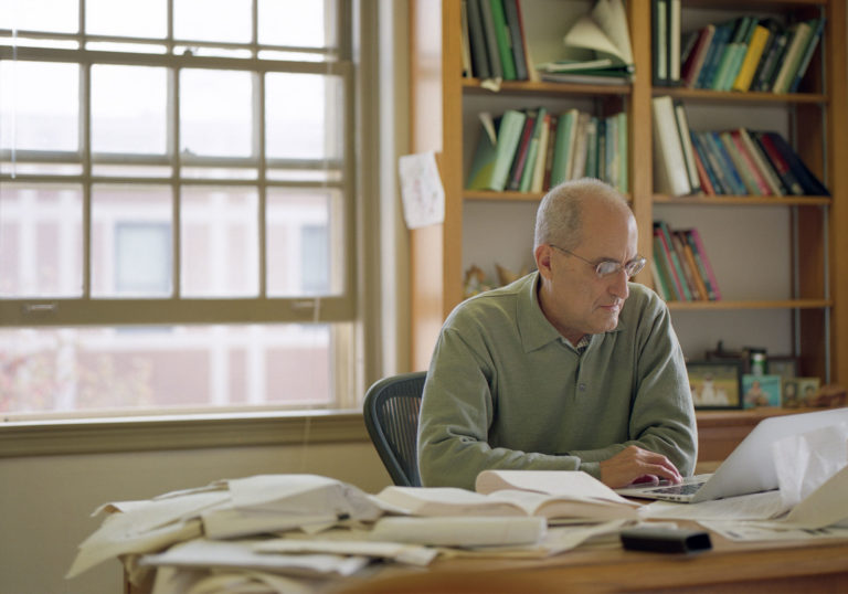 A Physicist’s Physicist Ponders the Nature of Reality | Quanta Magazine