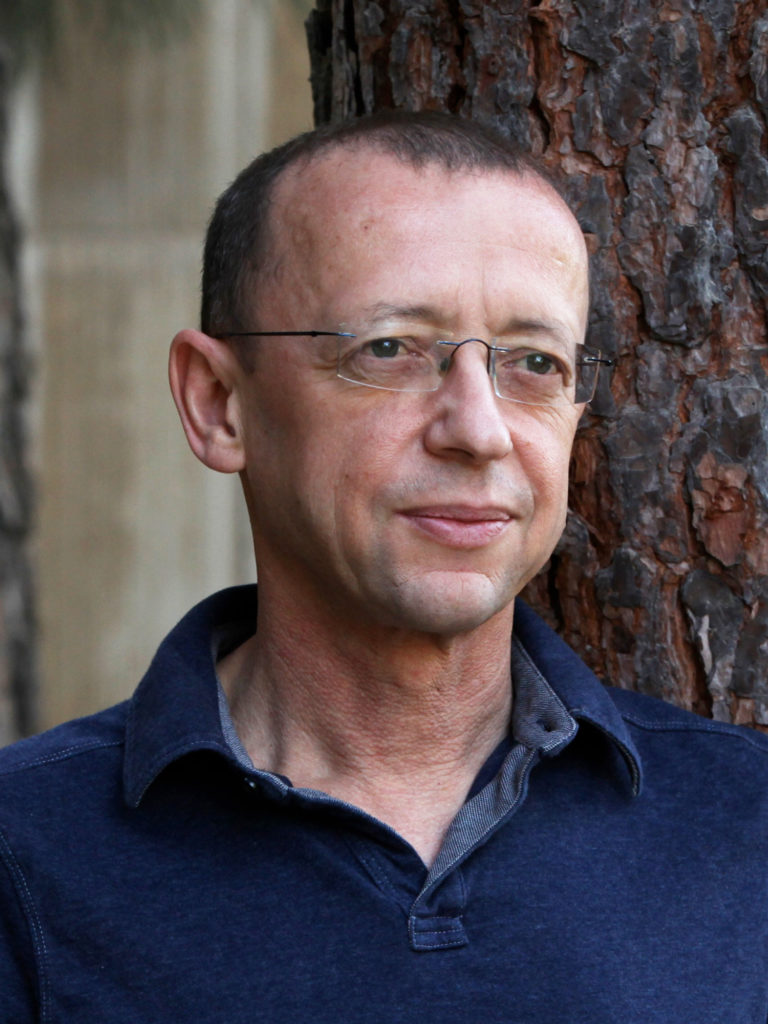 How Space and Time Could Be a Quantum Error-Correcting Code | Quanta ...