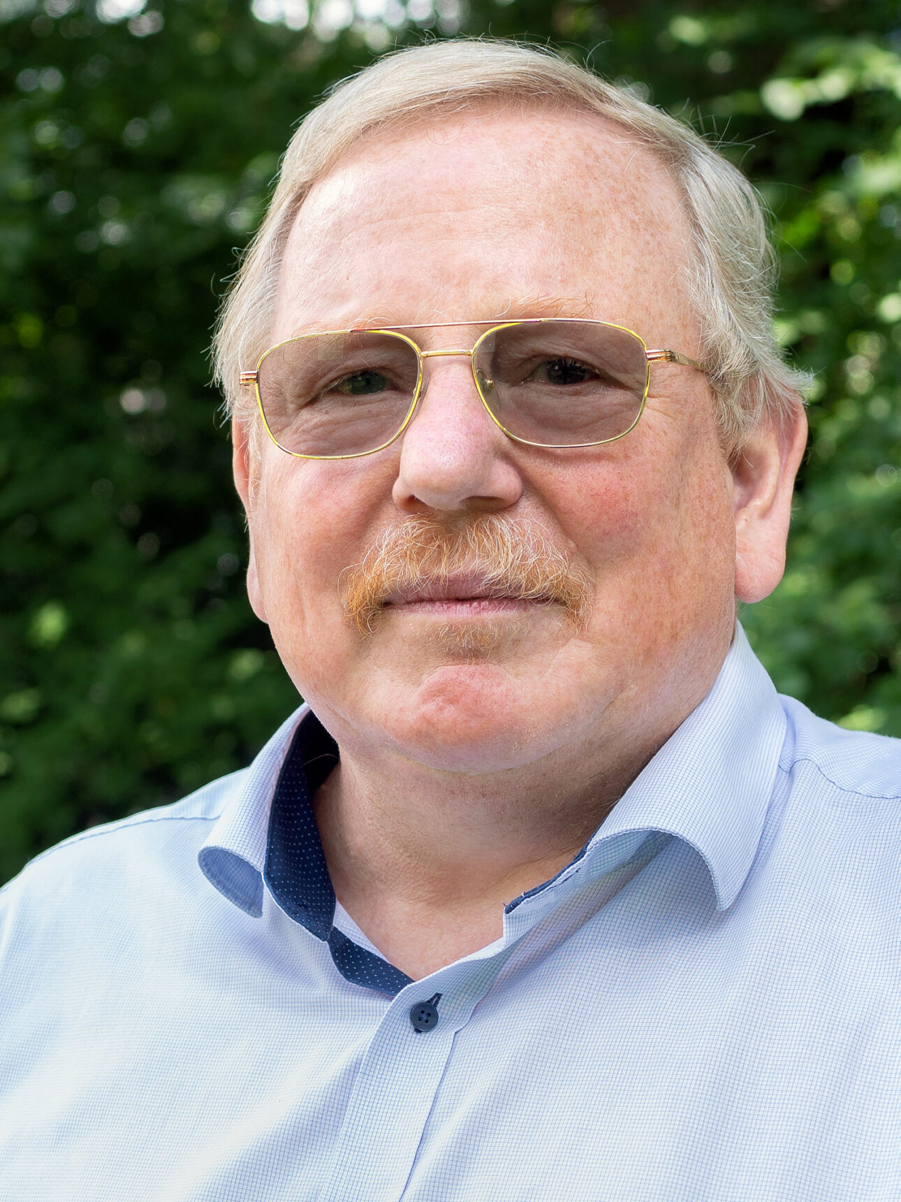 Physics Nobel Awarded for Black Hole Breakthroughs | Quanta Magazine